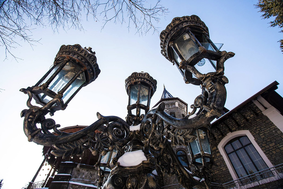 Castelul Stirbey - Muzeul Orasului Sinaia | BookTes